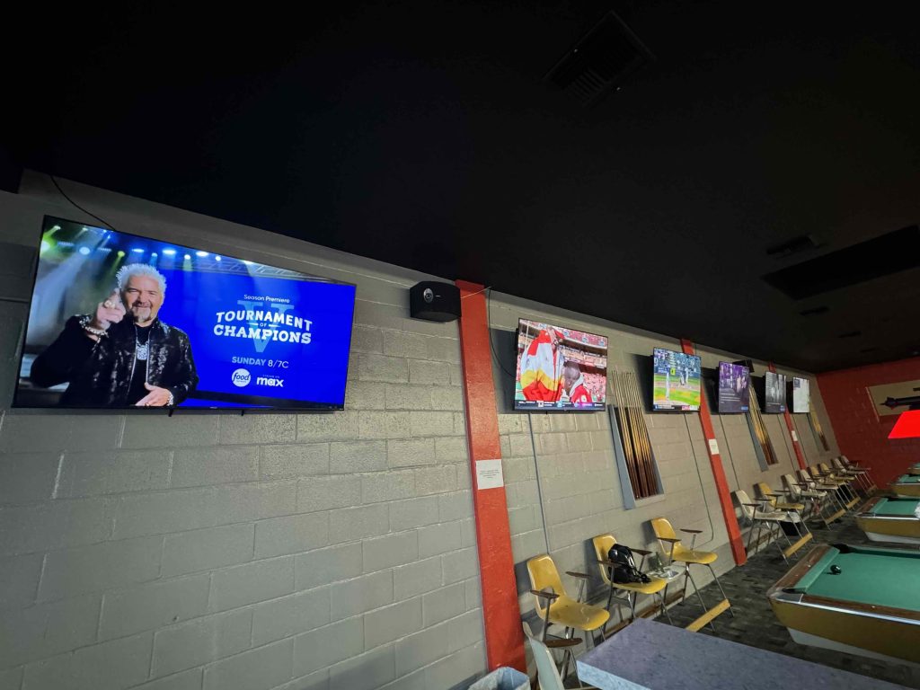 Pool hall with retro vibes in San Jose - Westside Billiards