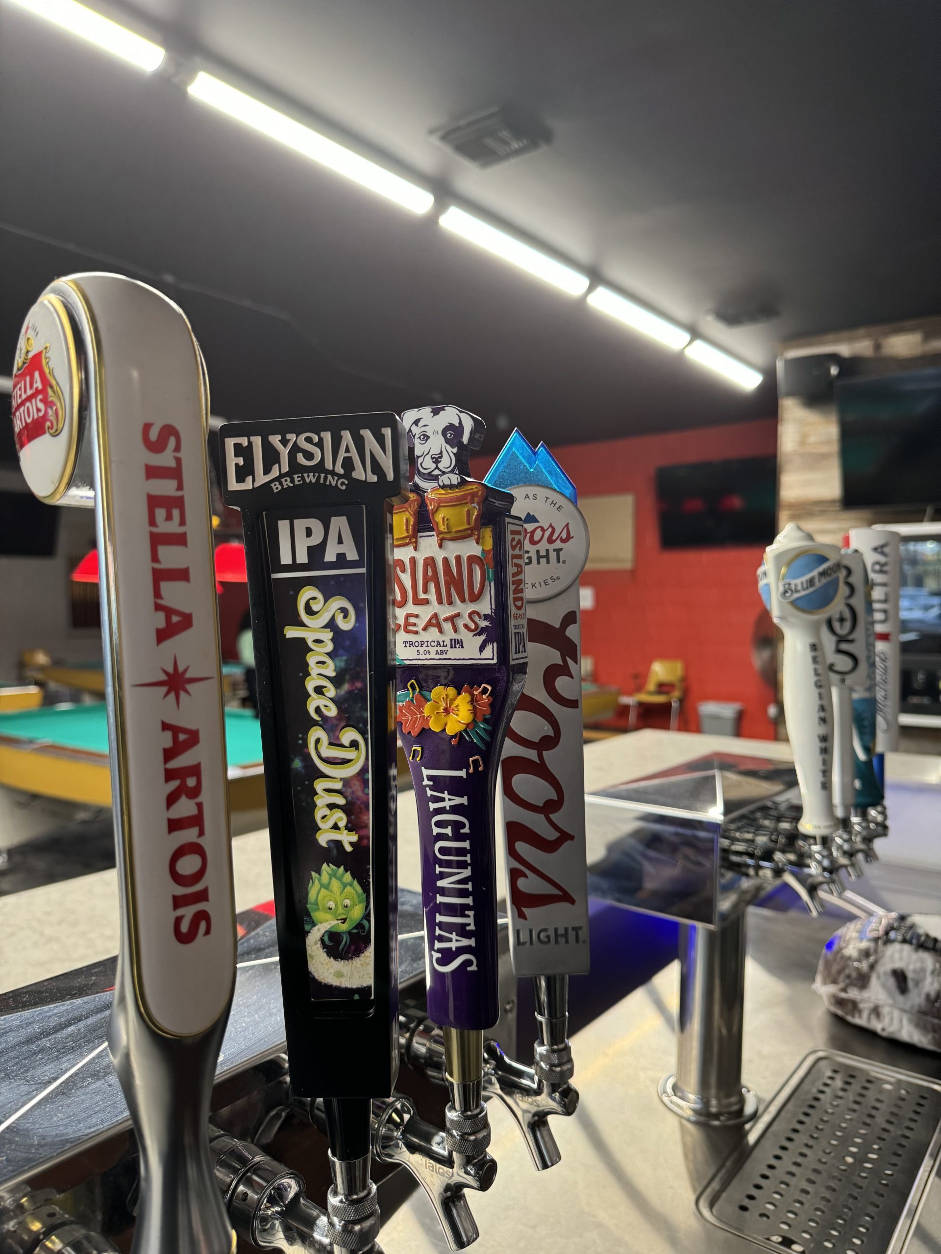 Pool hall with retro vibes in San Jose - Westside Billiards