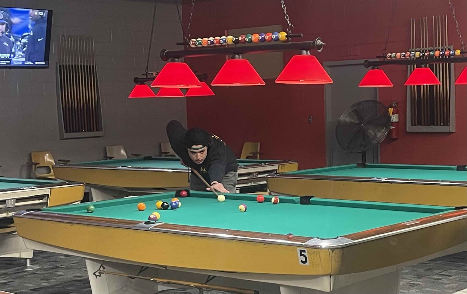 Pool hall with retro vibes in San Jose - Westside Billiards